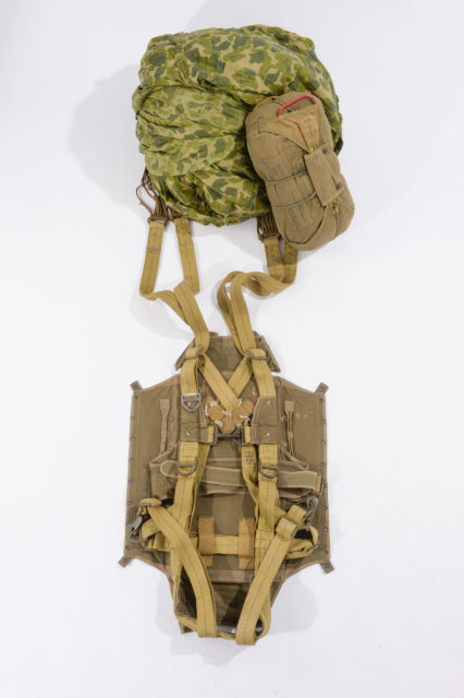 American parachutes | Airborne